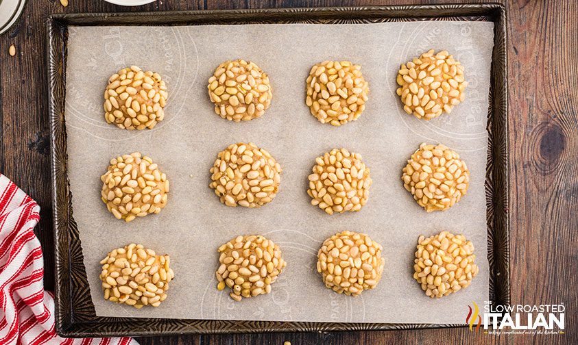 Italian Pignoli Cookies (Pine Nut Cookies) - TSRI