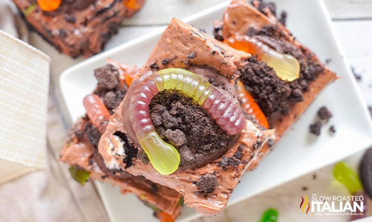 Easy Dirt Pudding Cheesecake Bars Dessert Recipe - The Slow Roasted Italian