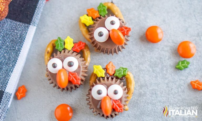 Turkey Pretzel Thanksgiving Treats (with Reese's!) - TSRI