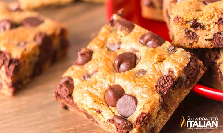 Graham Cracker Brownies (4-Ingredient Recipe) - The Slow Roasted Italian