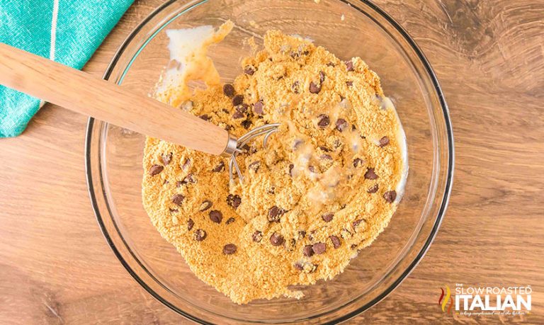 Graham Cracker Brownies (4-Ingredient Recipe) - The Slow Roasted Italian